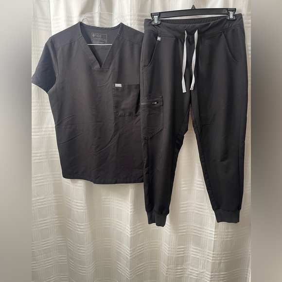 Figs | Pants | Figs Black Jogger Scrubs Mens Medium | Poshmark